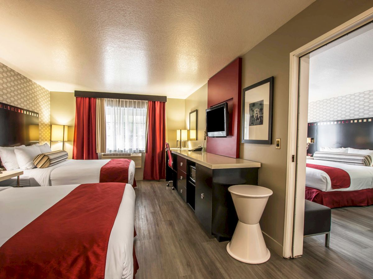 Tilt Hotel Hollywood™ Universal Studios Los Angeles CA